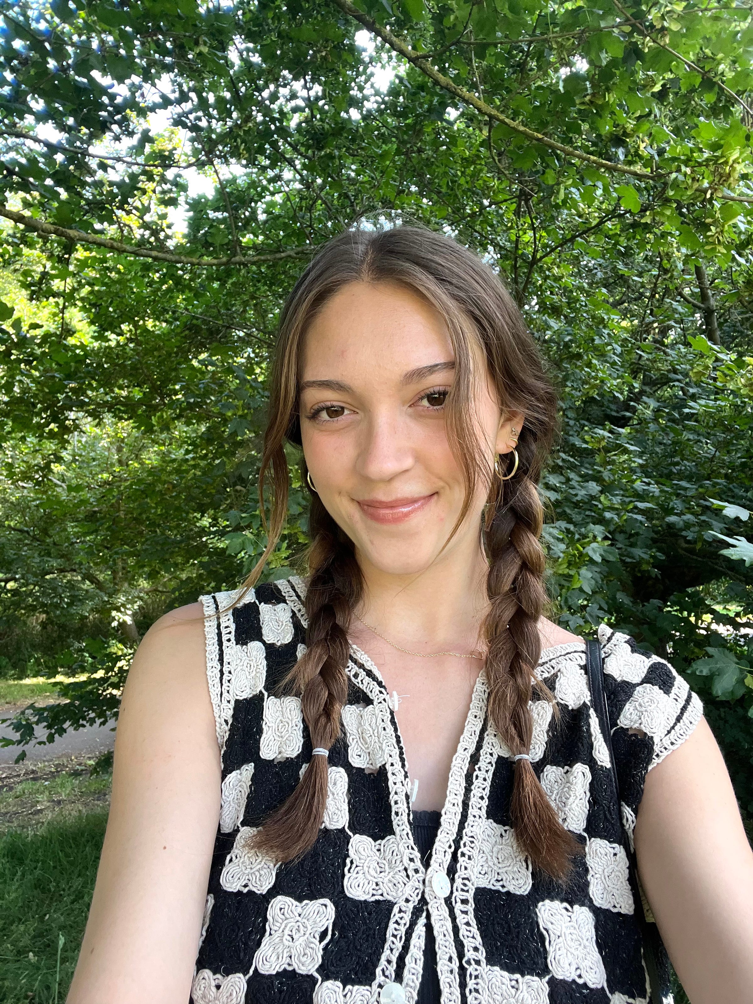 Isabella Genovese – Medium