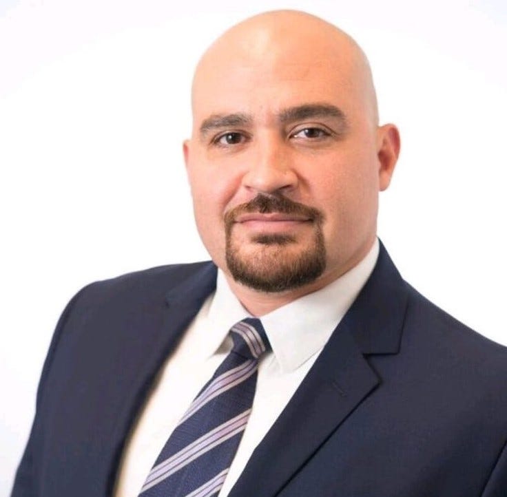 Ray Sanchez – Medium