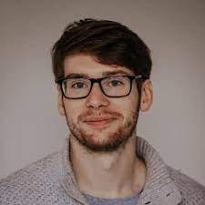 Darwin Murphy – Medium