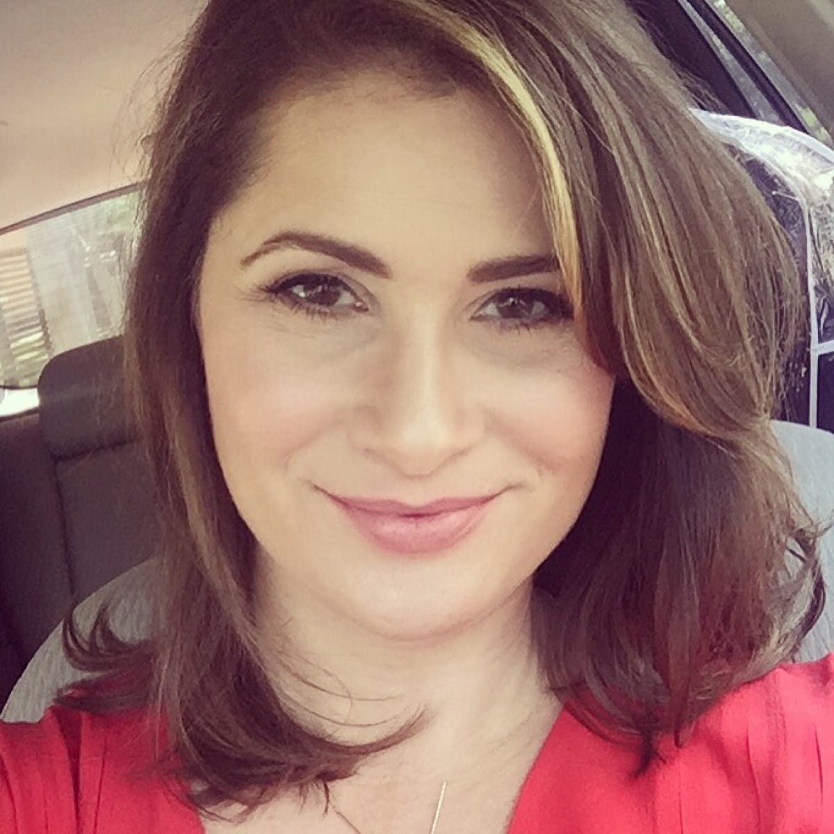 Amy Hayes – Medium