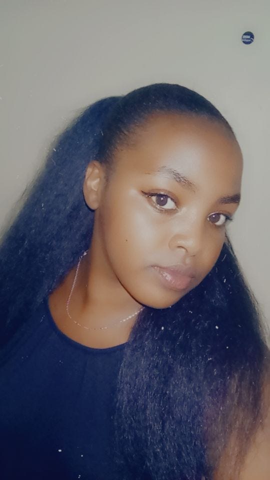 Ivy Sonita – Medium