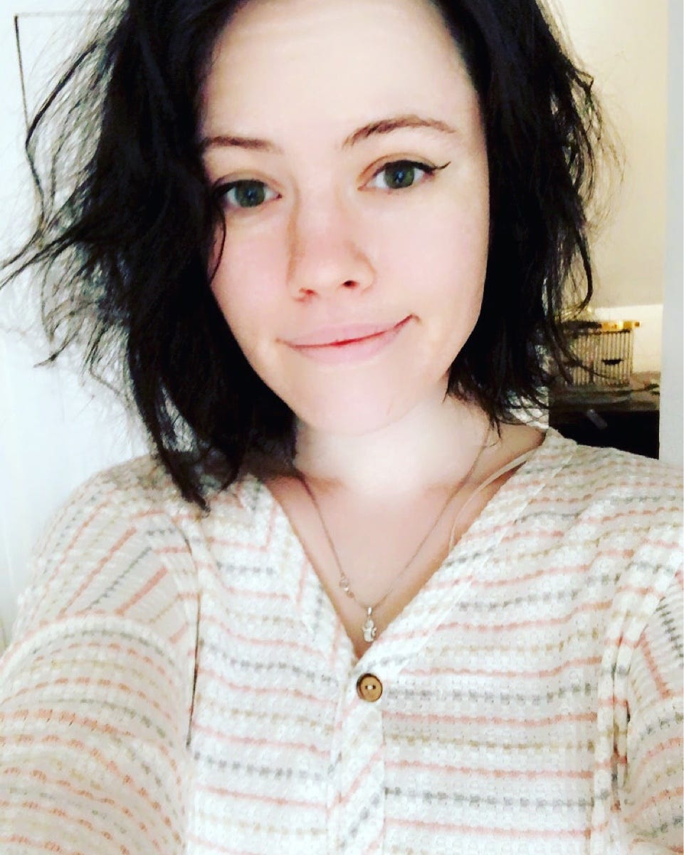 Erin Moon (Penname) – Medium