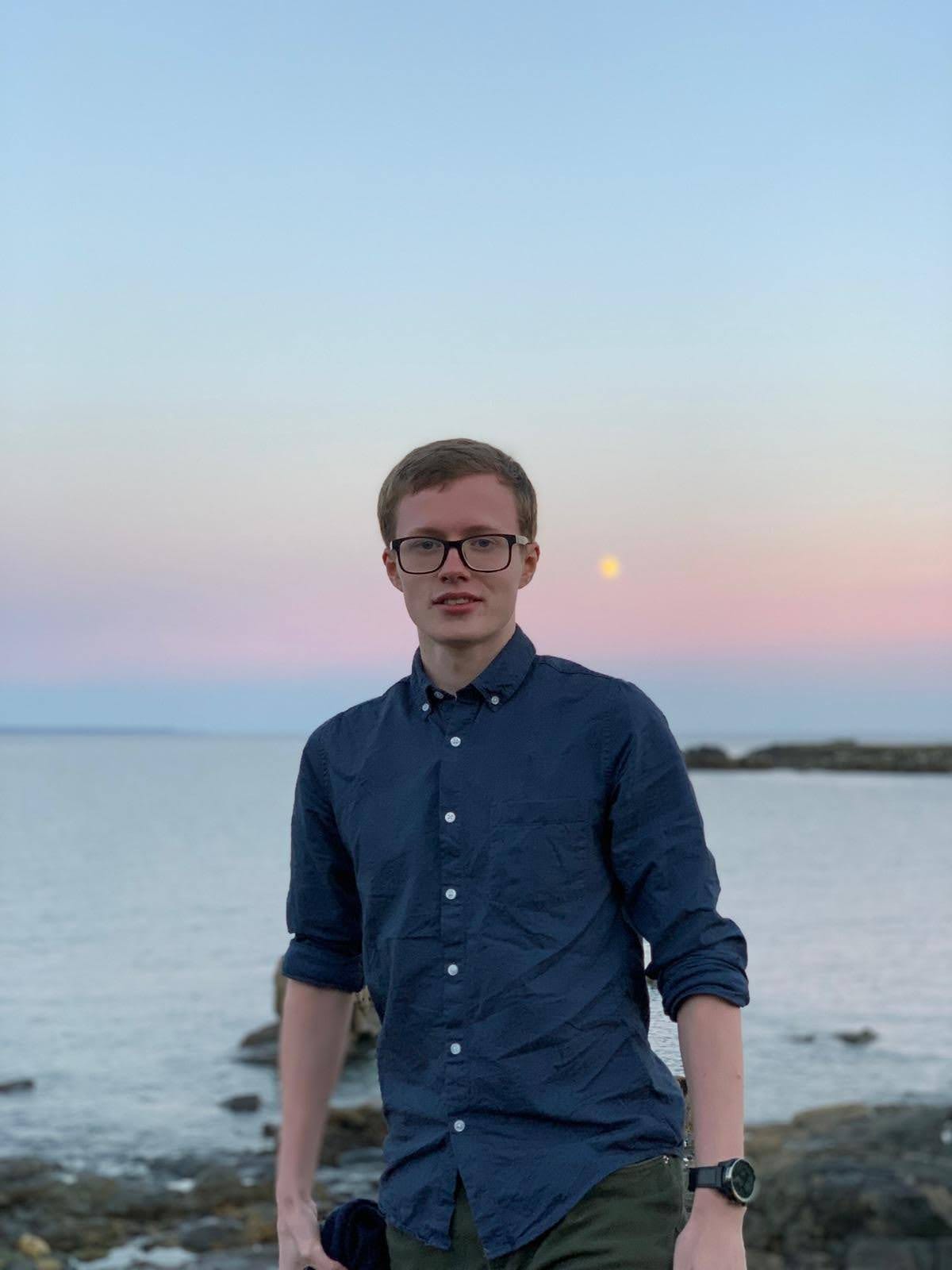 Eric Muir – Medium