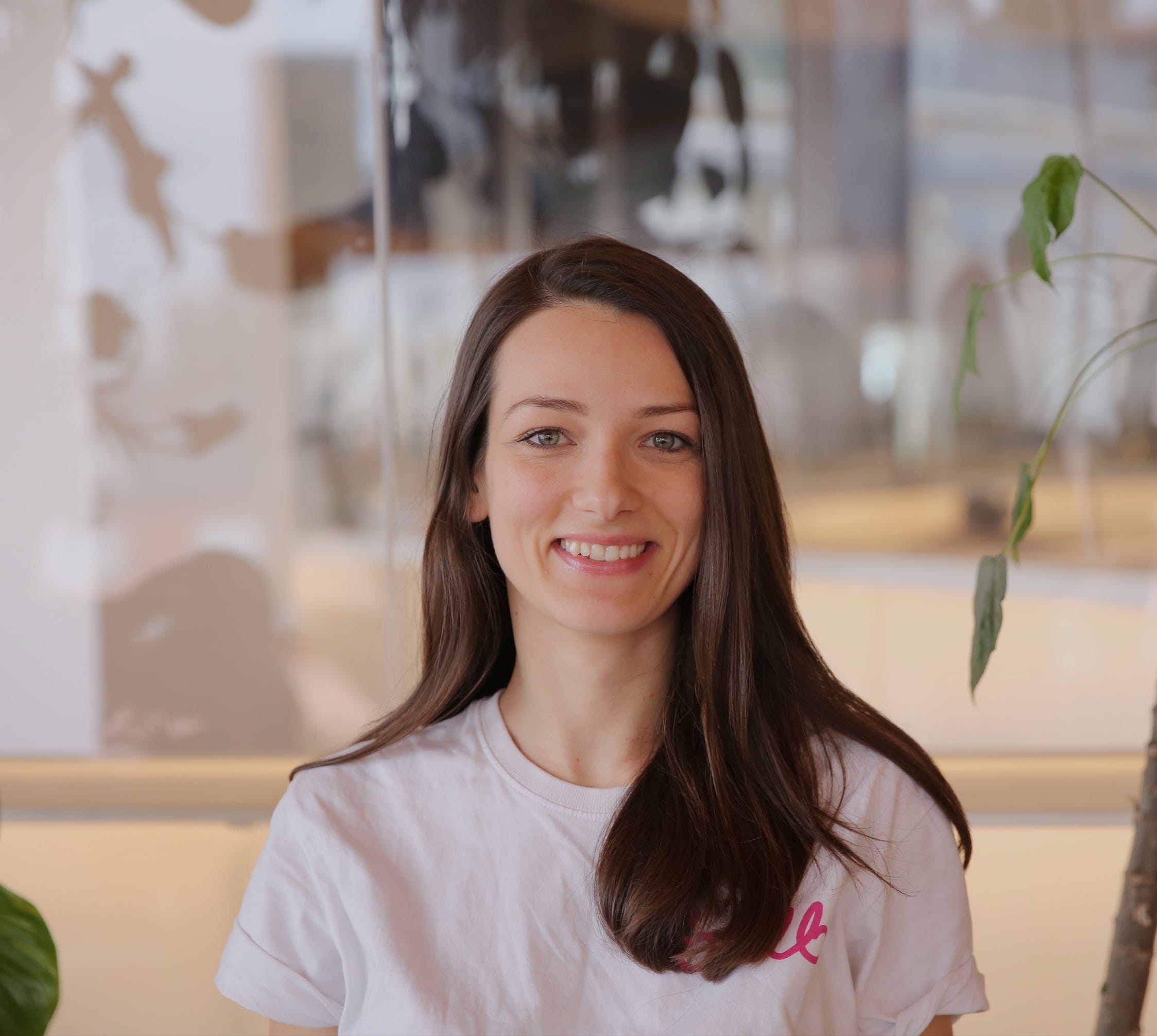 Ana Serban – Medium
