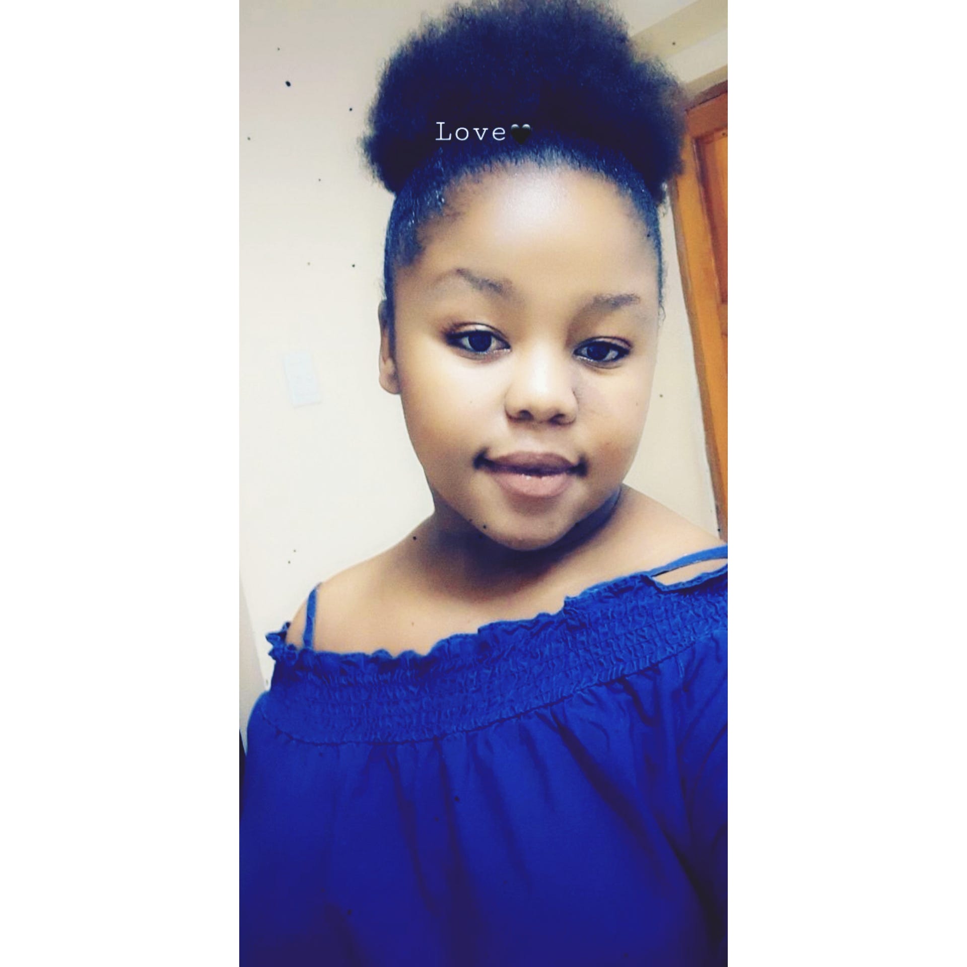 Nobuhle Ndlovu – Medium