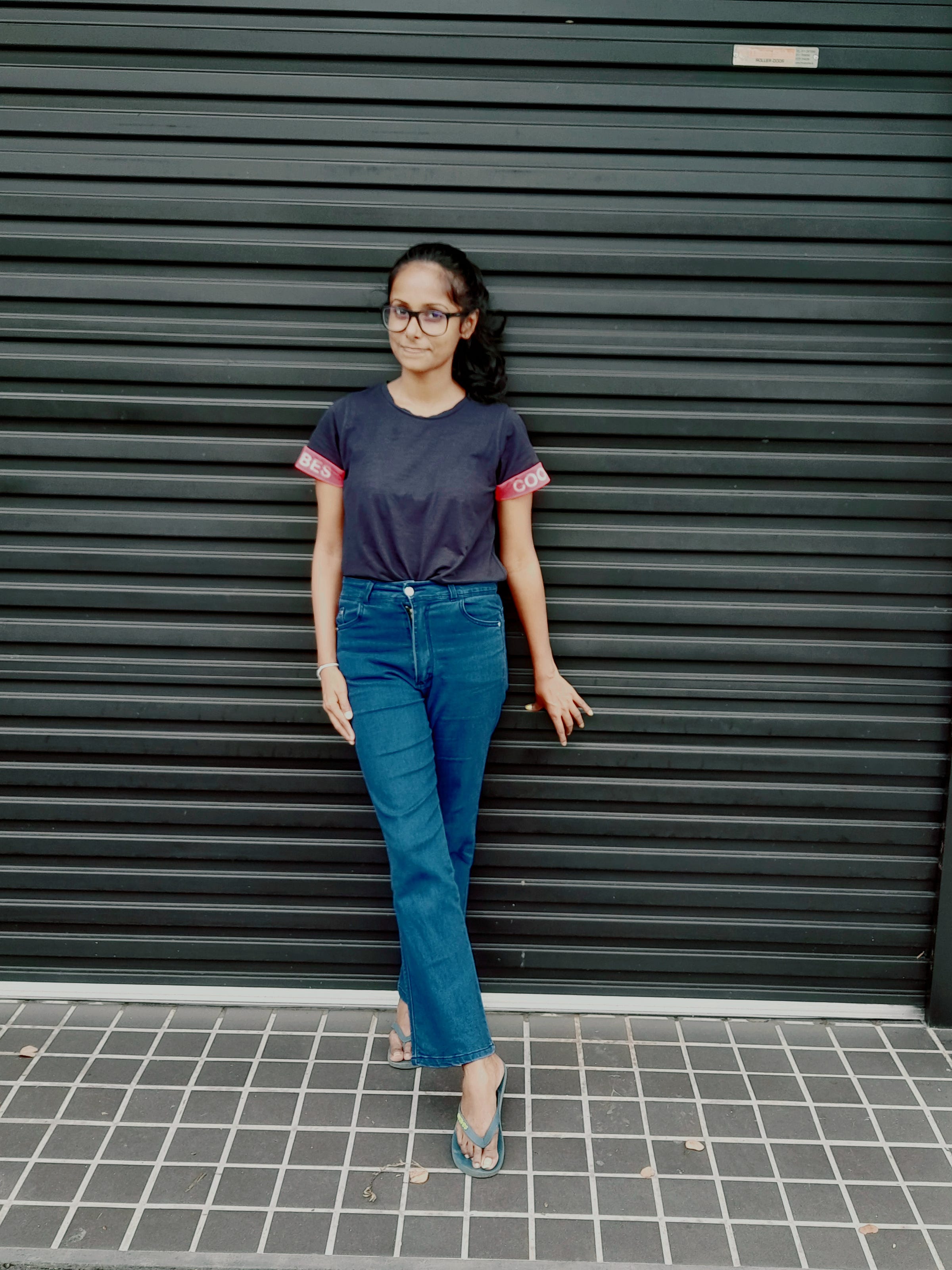 Sawandi Nethmi – Medium