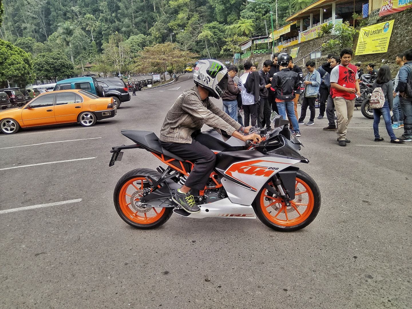 Gondes Motovlog – Medium
