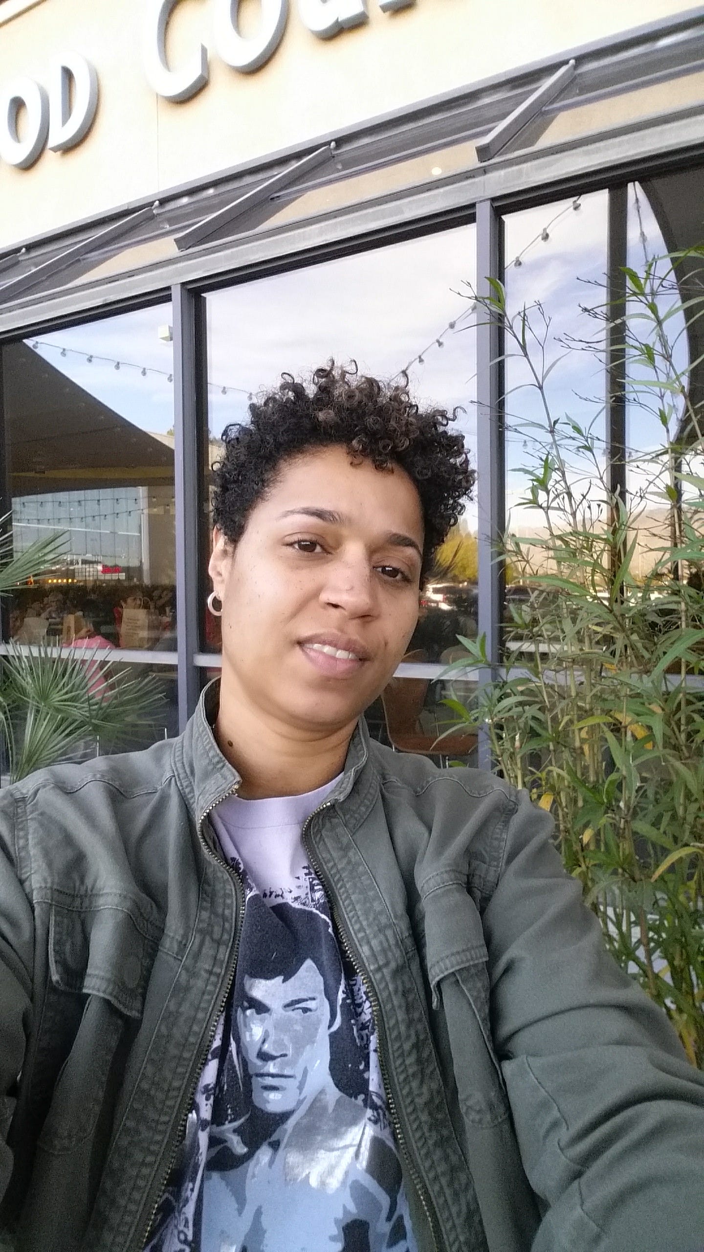 Ashanta Abdur-Rauf – Medium