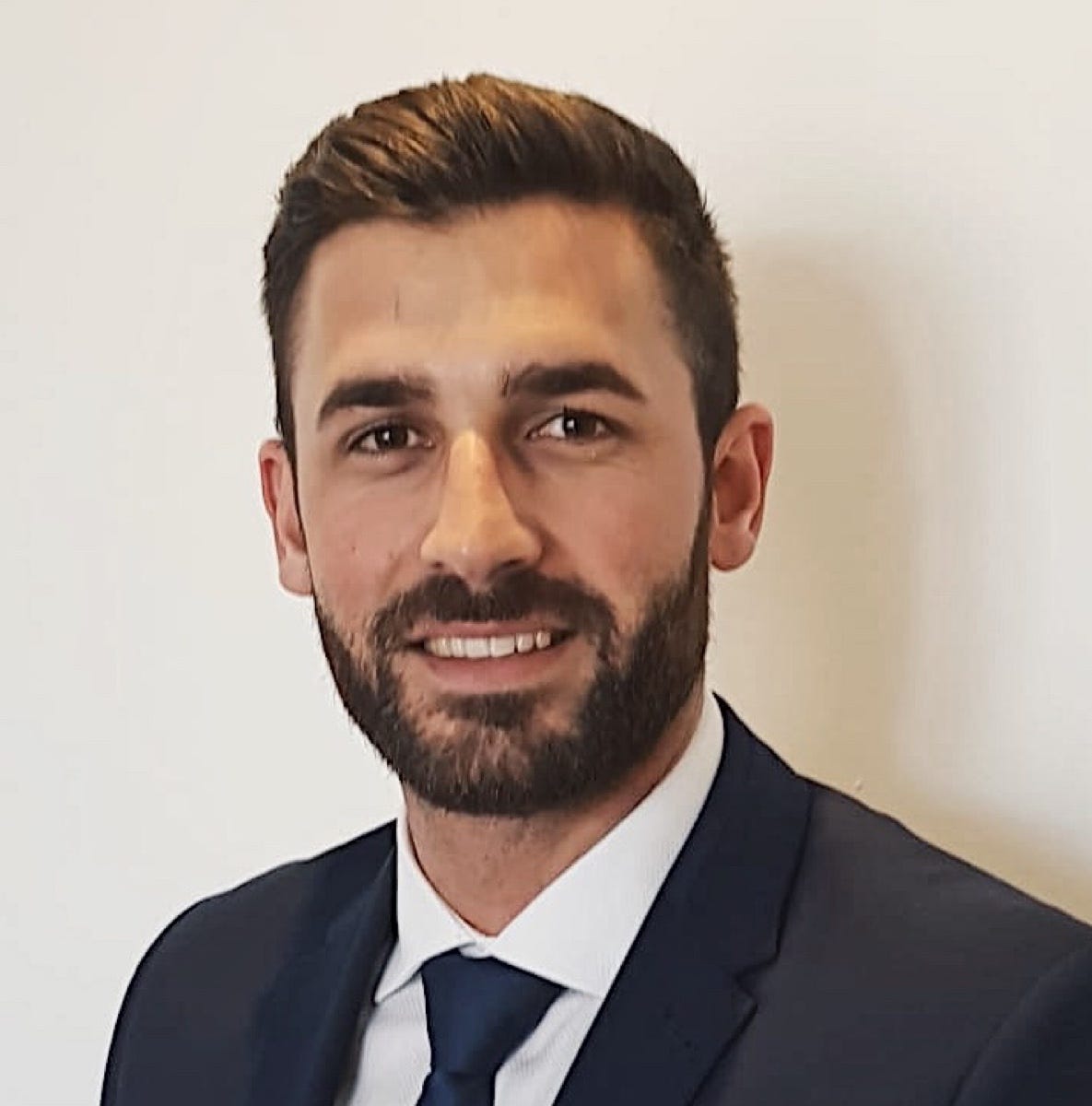 Nic Lourens – Medium
