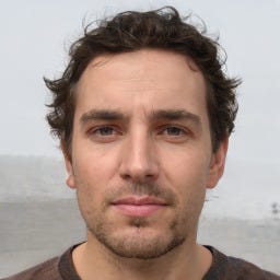 Marlon – Medium