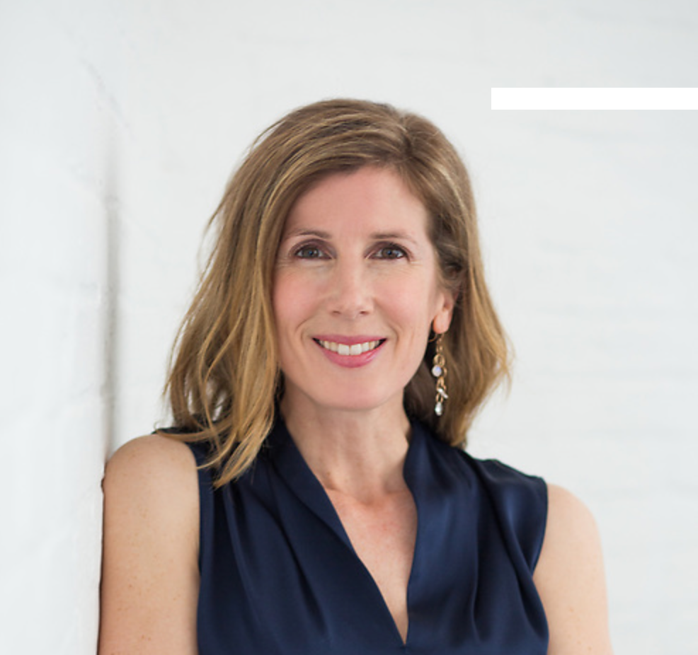 Elizabeth O'Neill – Medium