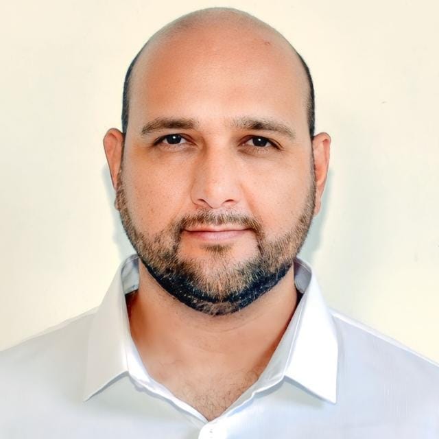 Alex Amancio – Medium