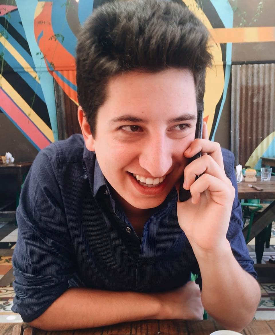 Luke Simon – Medium
