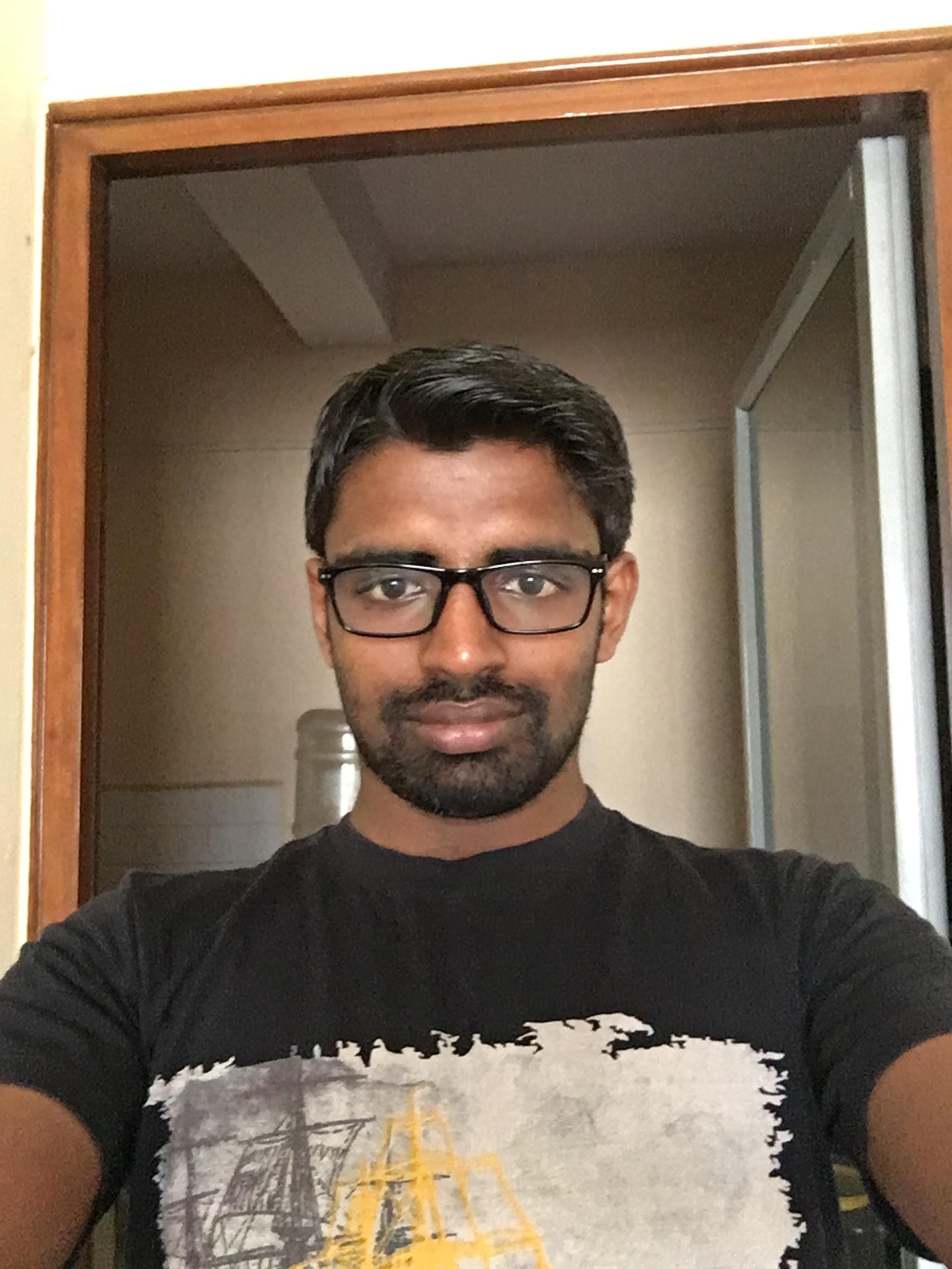 Mani M – Medium