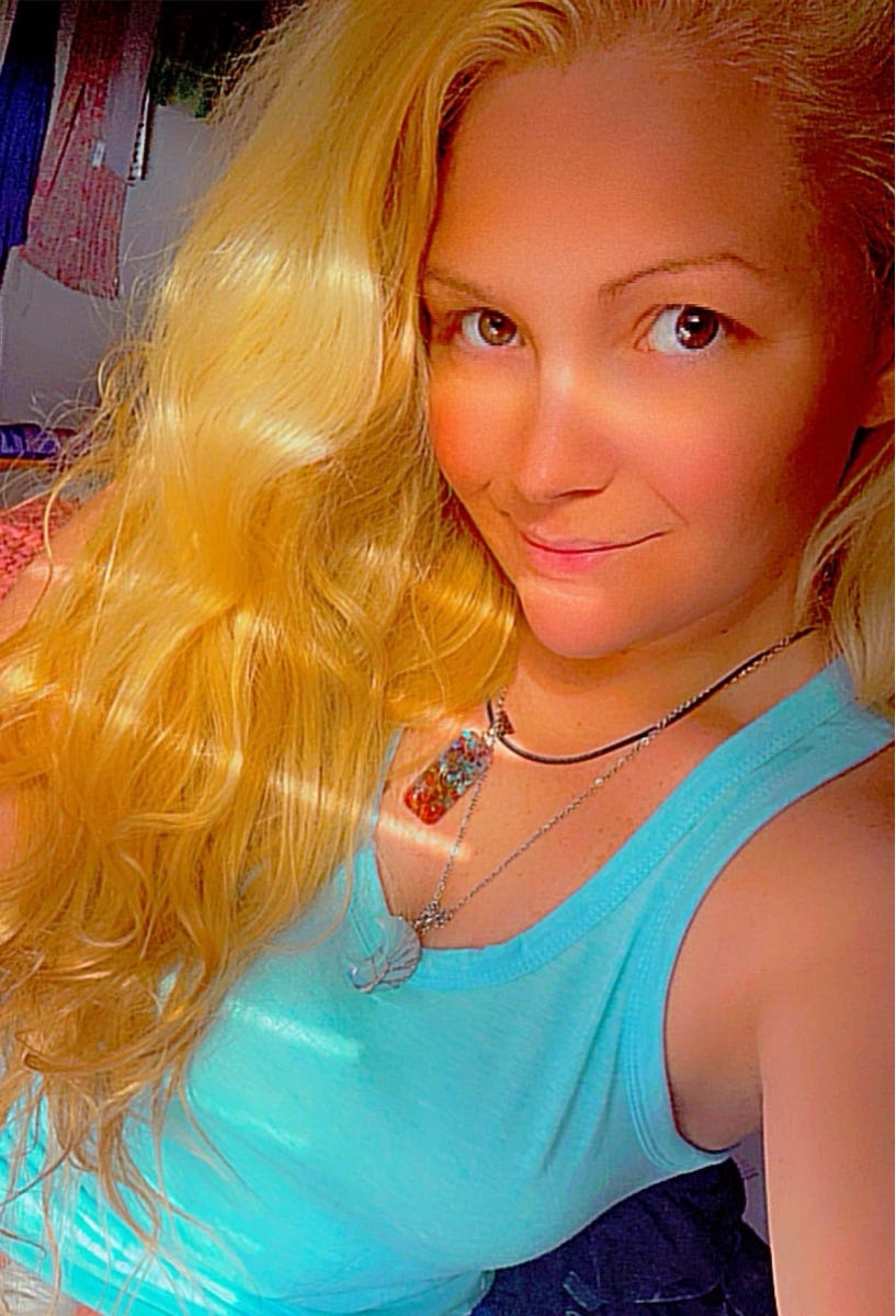 Taylor Hampson – Medium