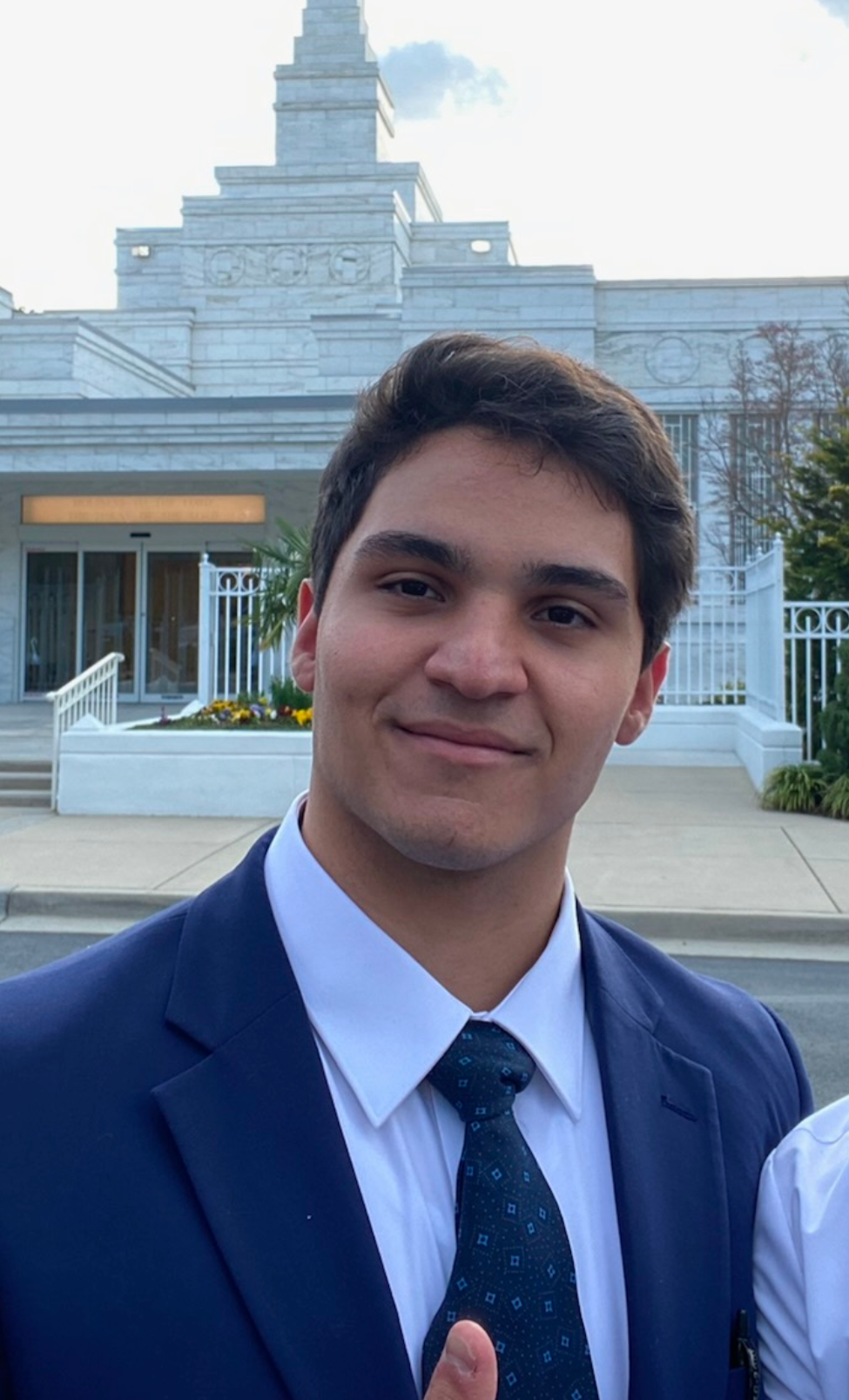 Fabian Romero – Medium