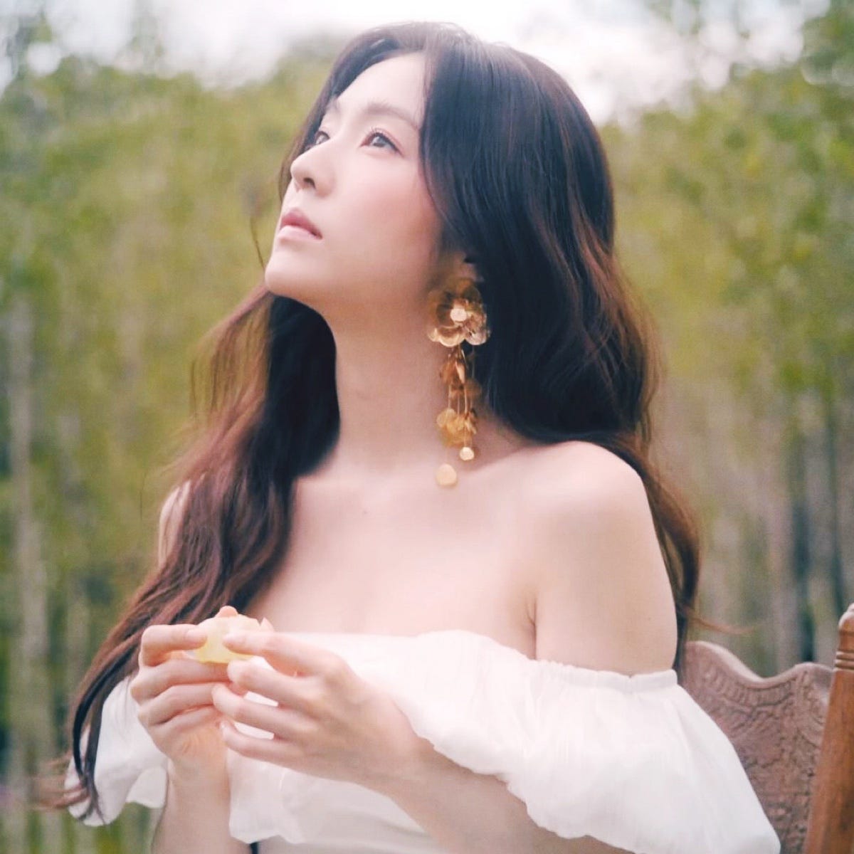 Cassiopeia Thornbury – Medium