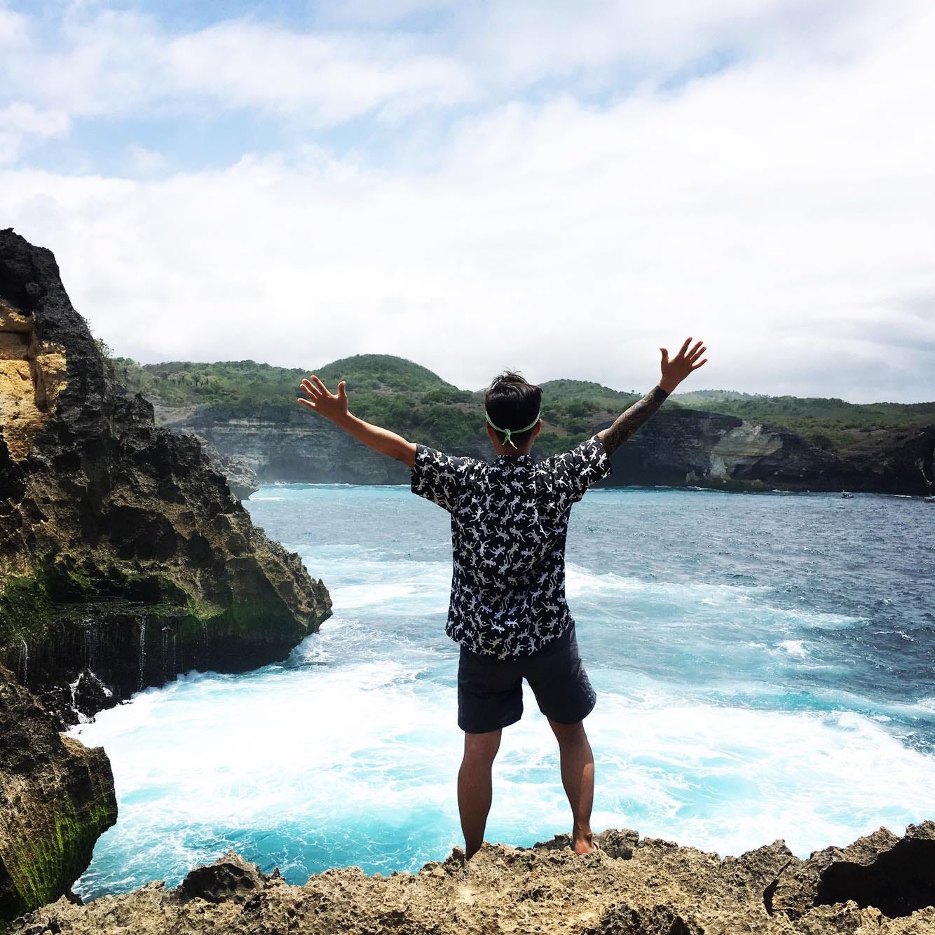 Jonathan Ahn – Medium