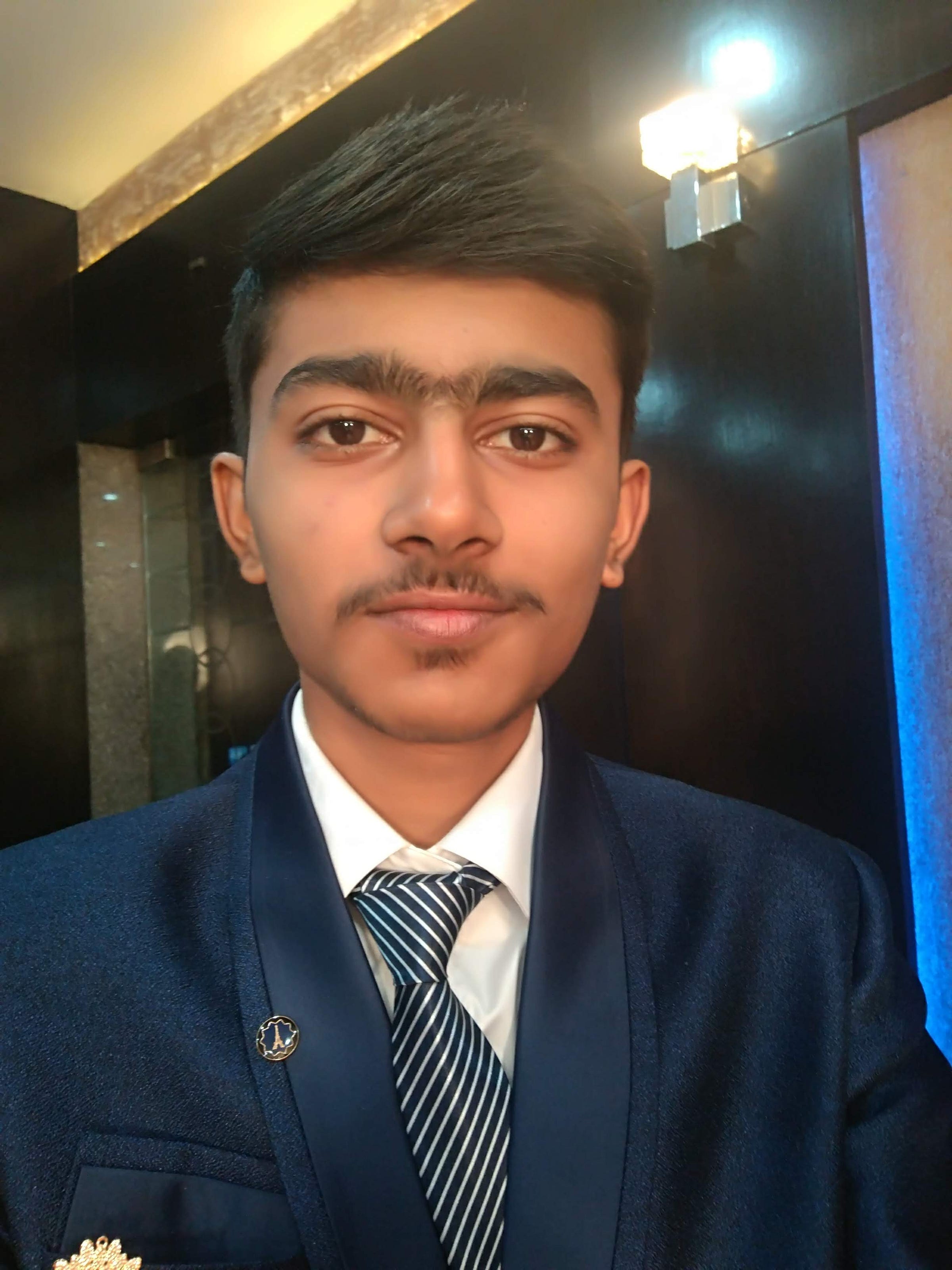 Vivek Bamnelkar – Medium