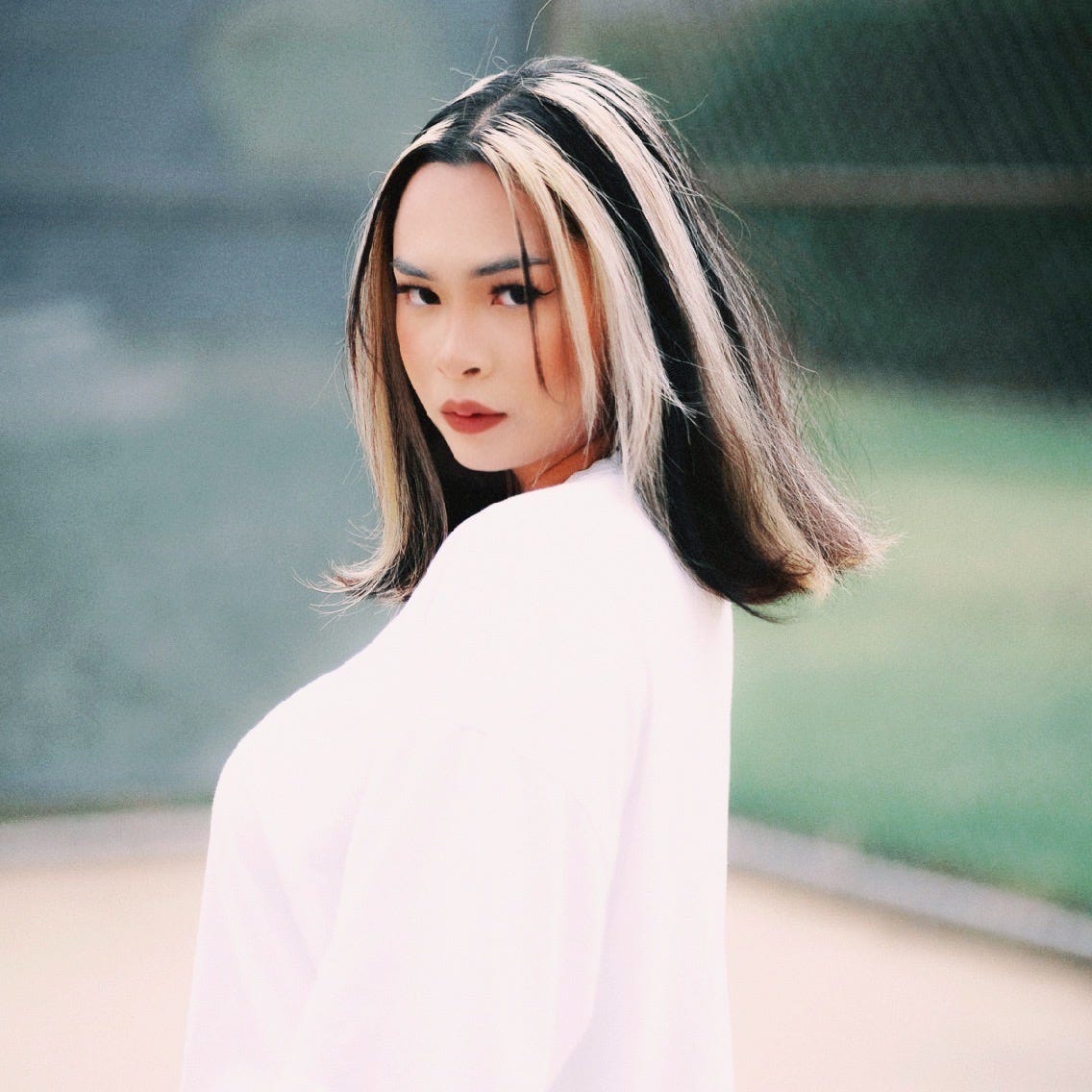 Julia Swan – Medium