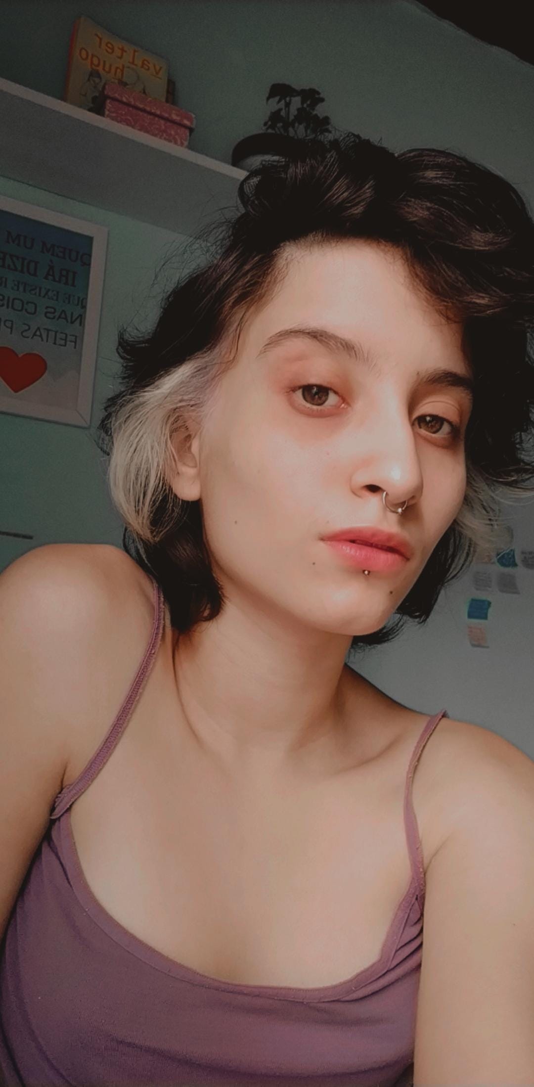 Ana Carolina Fonseca – Medium