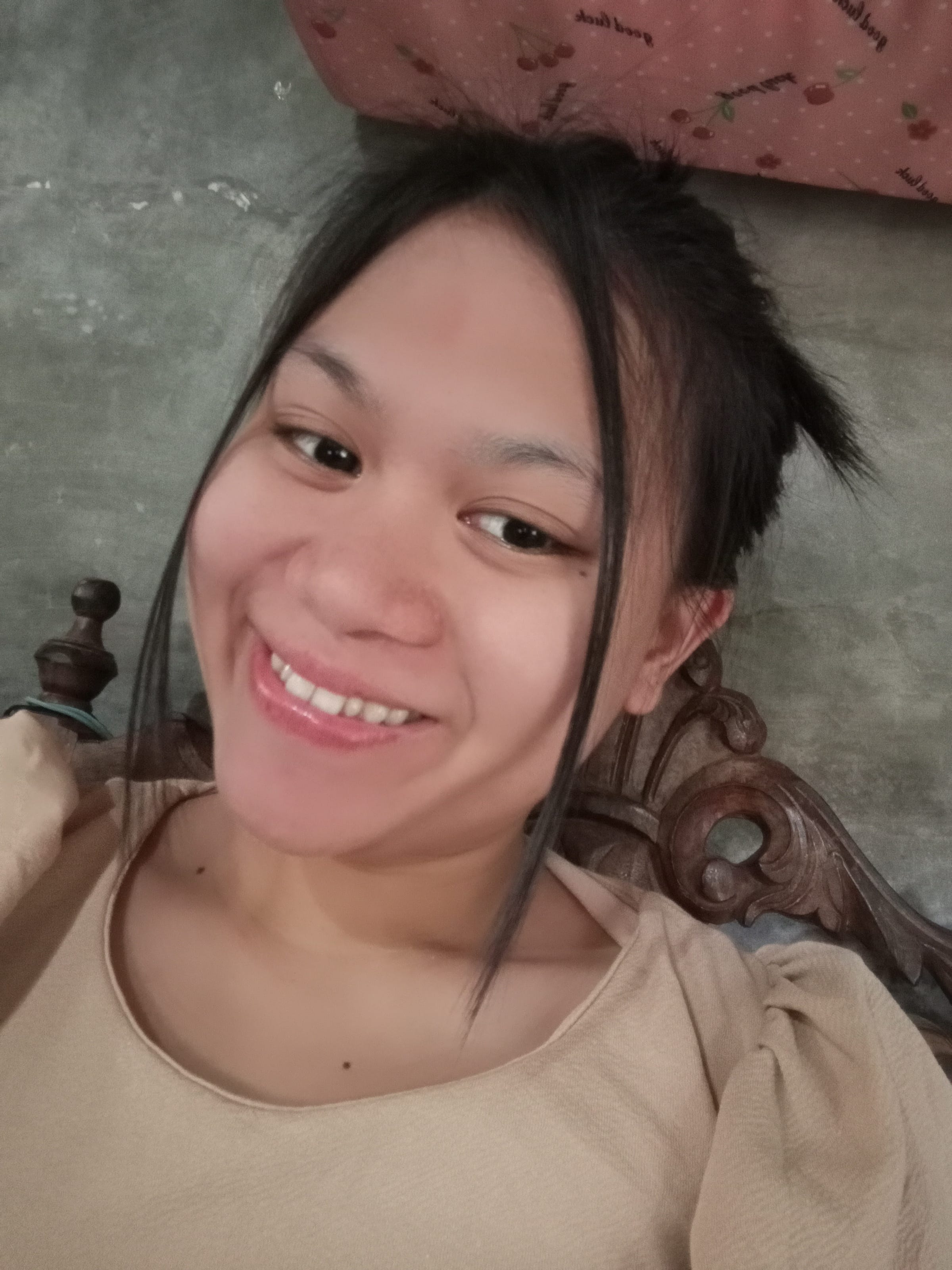 glyniajia – Medium