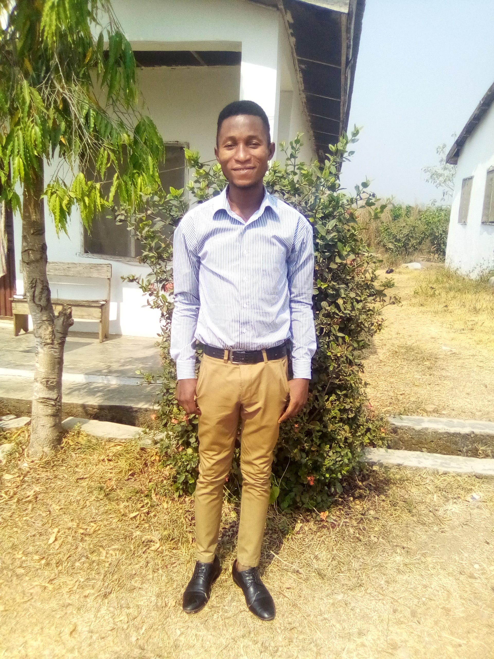About – Samuel olasoji – Medium