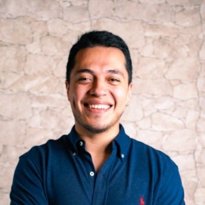 Alex – Medium