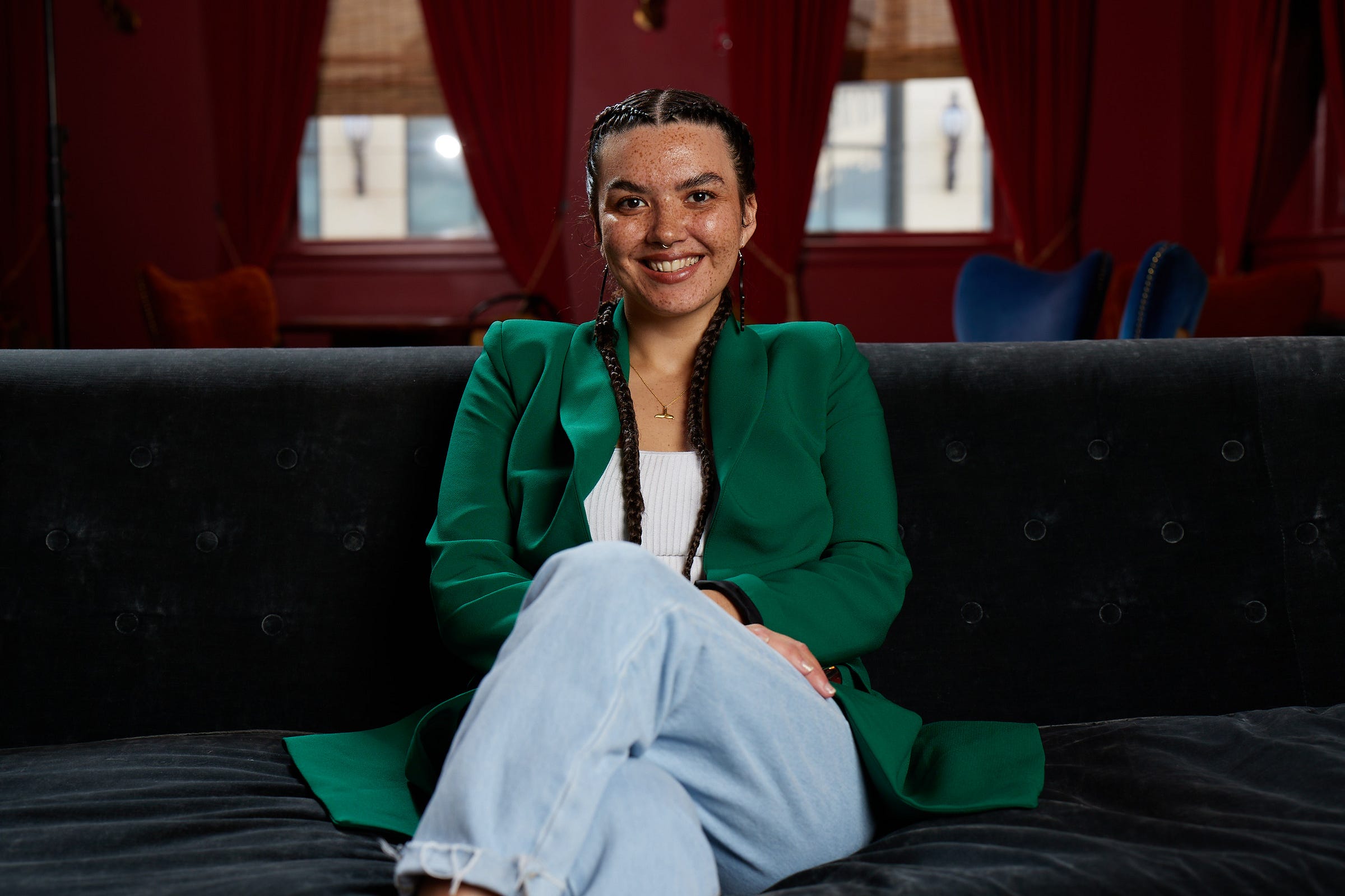 Tanisi Pooran – Medium