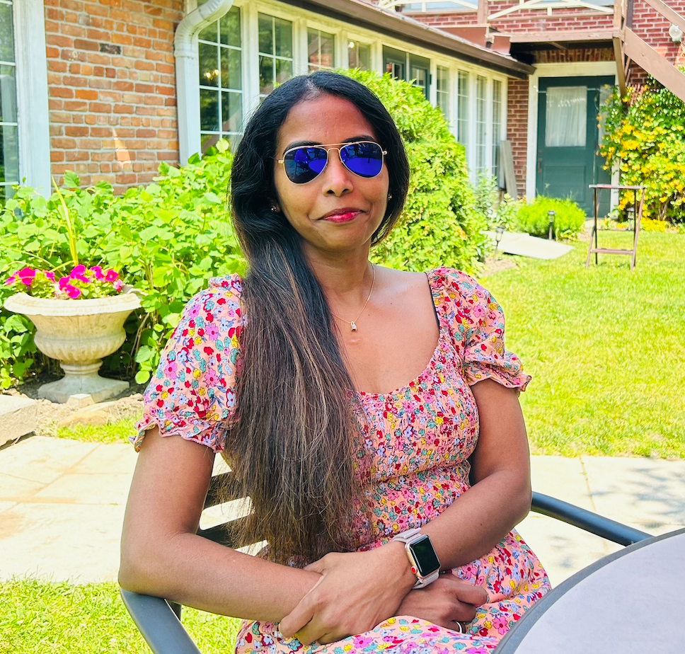 Vanitha Kamal – Medium