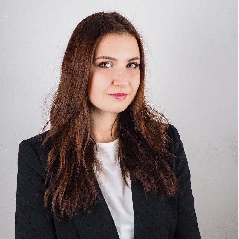 Nina Baeuchler – Medium