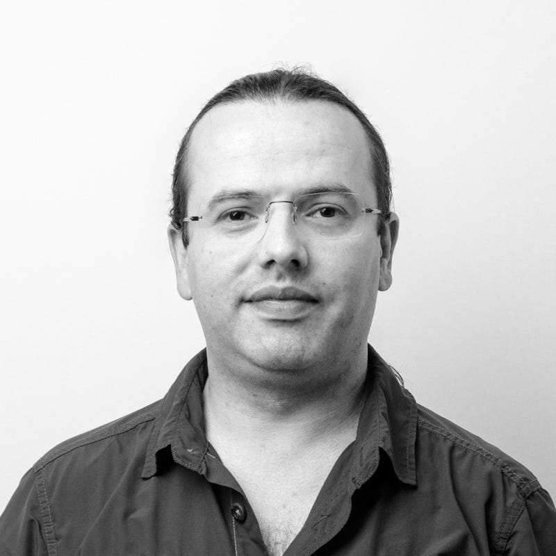 Pedro Moreira – Medium