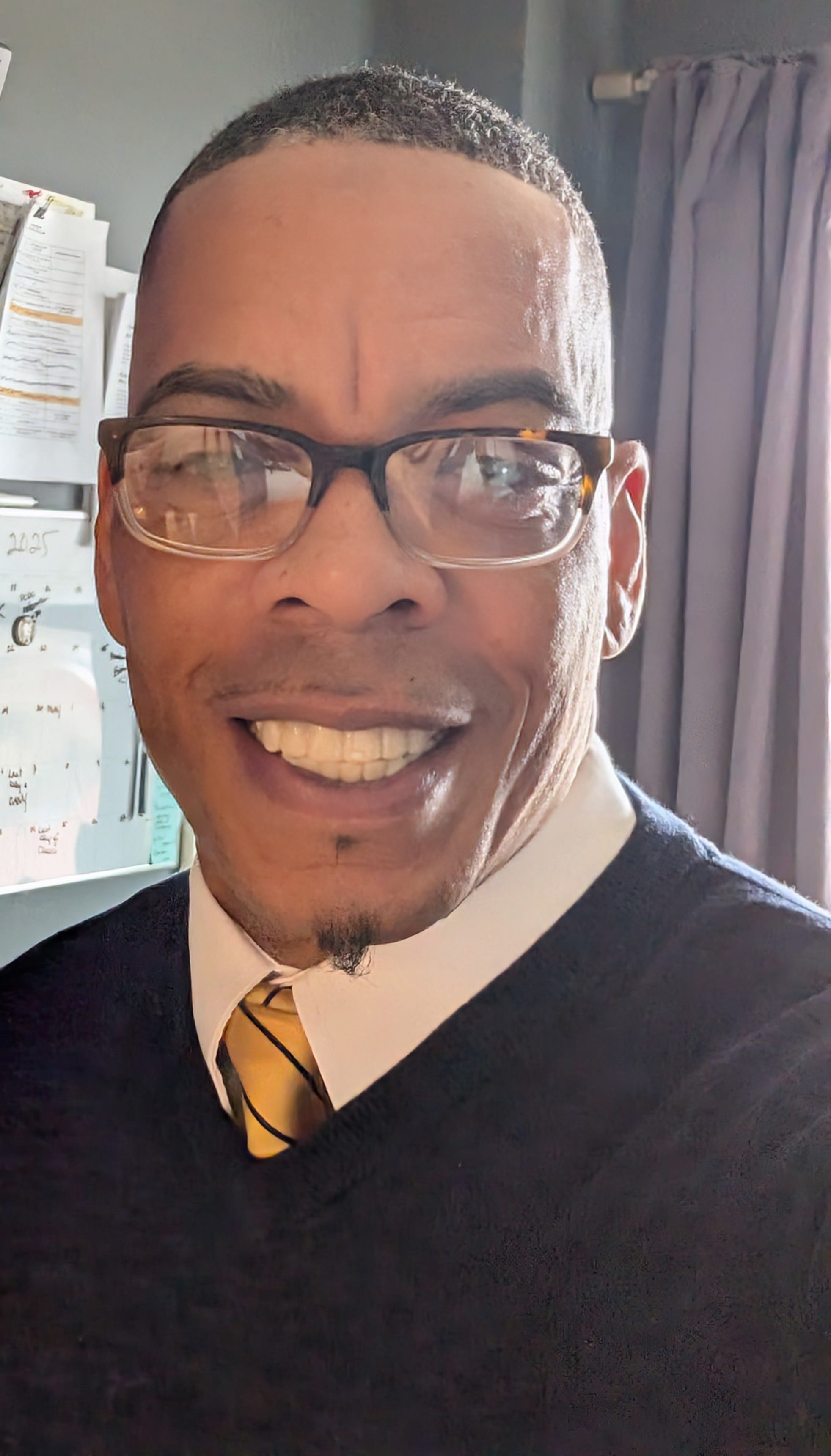 Delaine Dixon – Medium