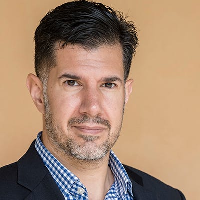 Philip Sen – Medium