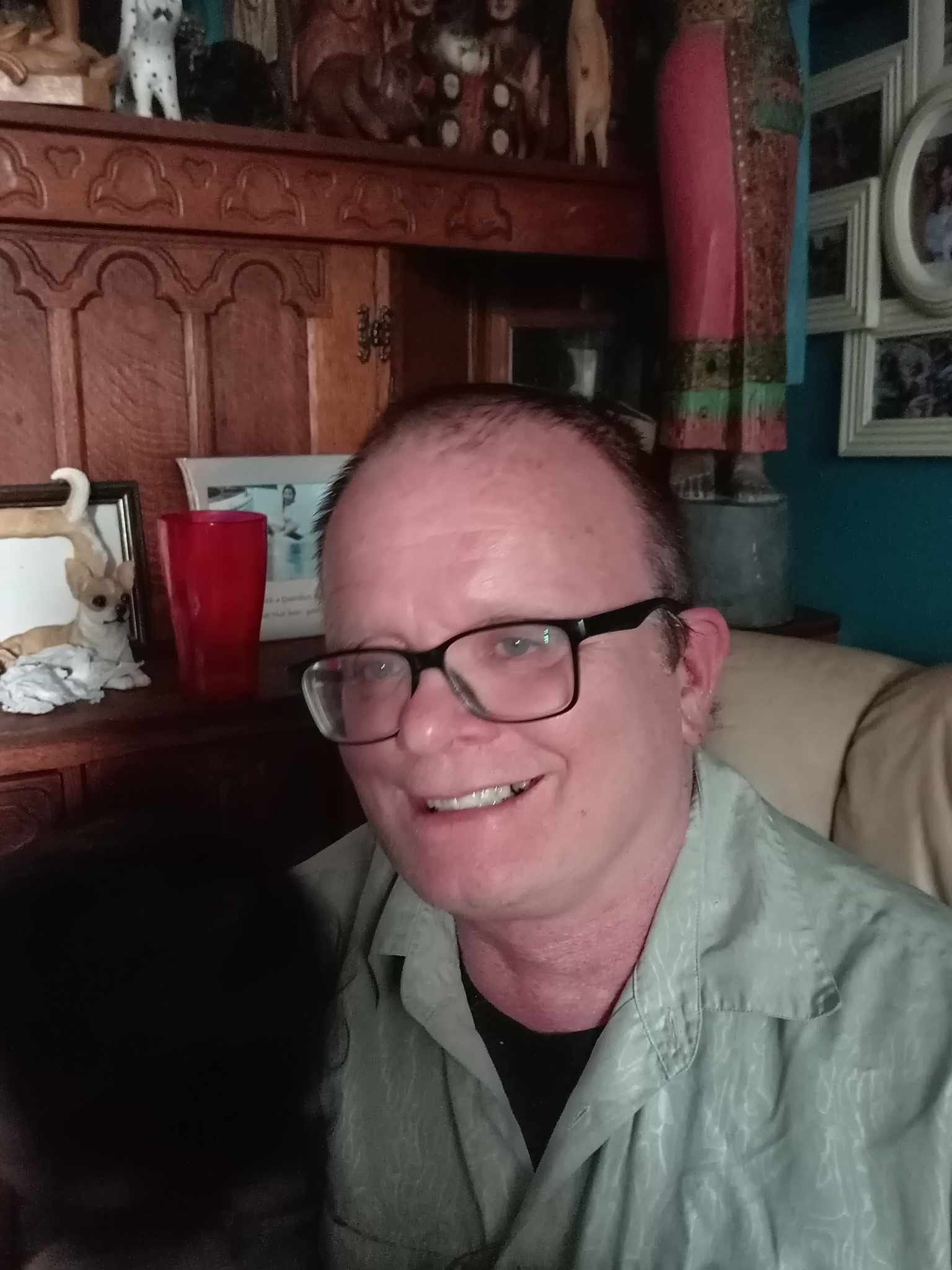 Jon Hulsewe – Medium