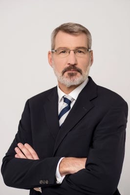 Louis Aubin – Medium