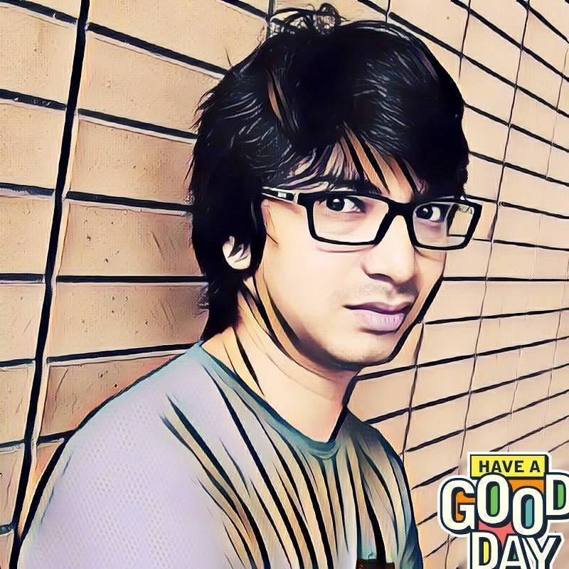 Alex – Medium