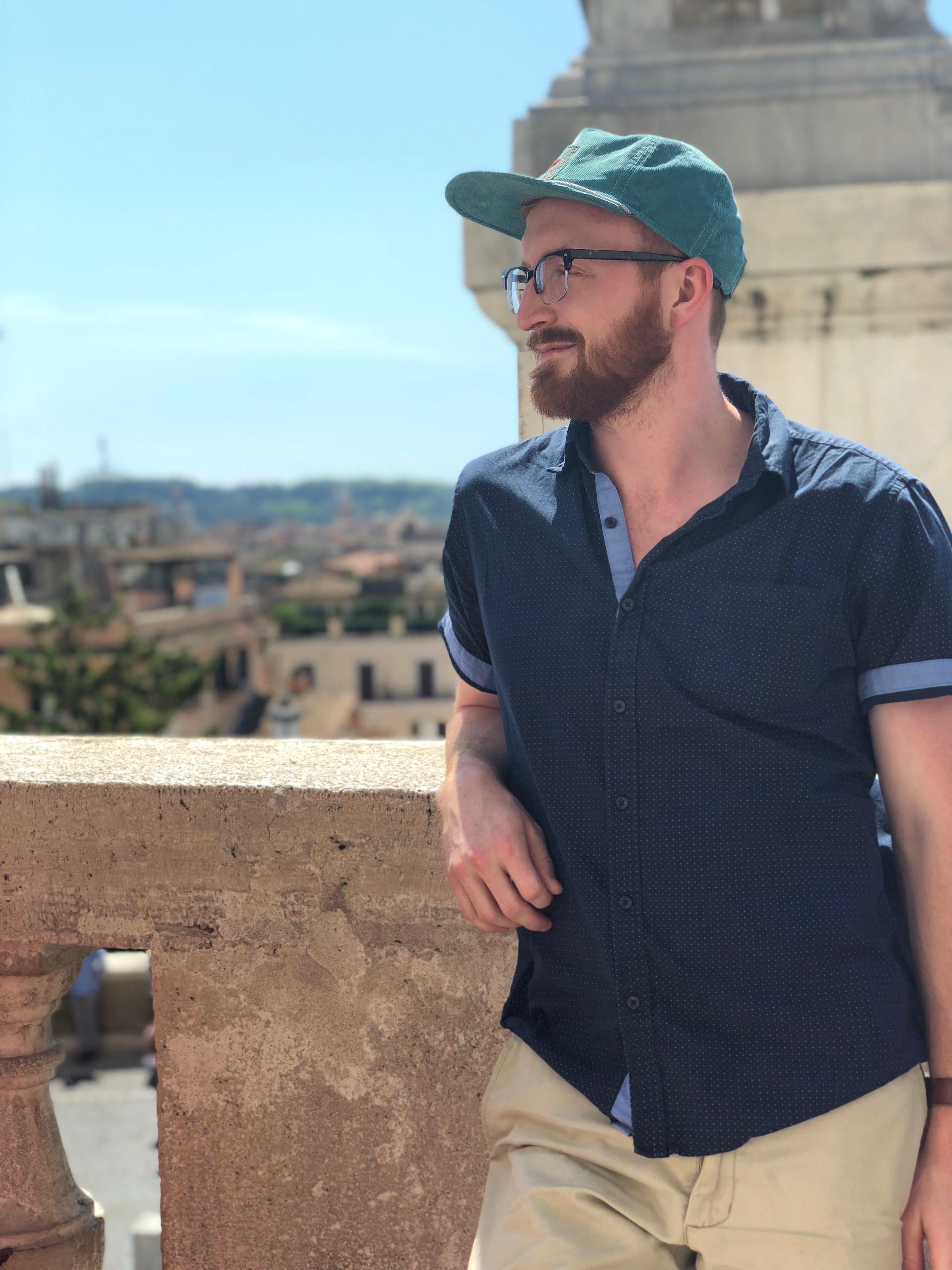 Jake Hassel – Medium