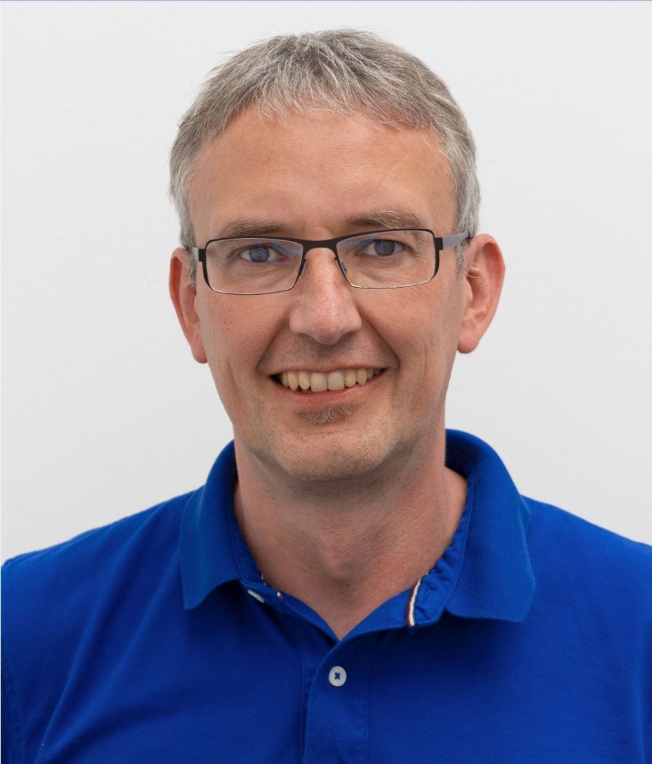 Peter Müller – Medium