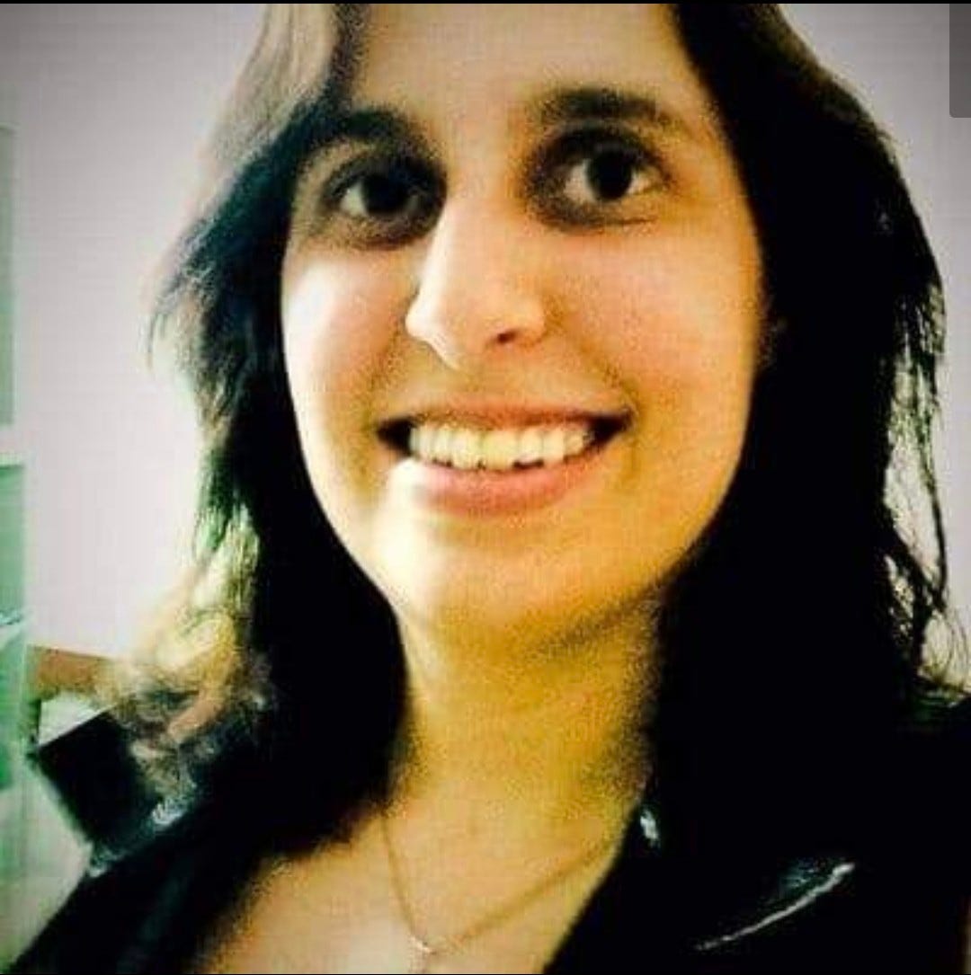 Nina Torres – Medium