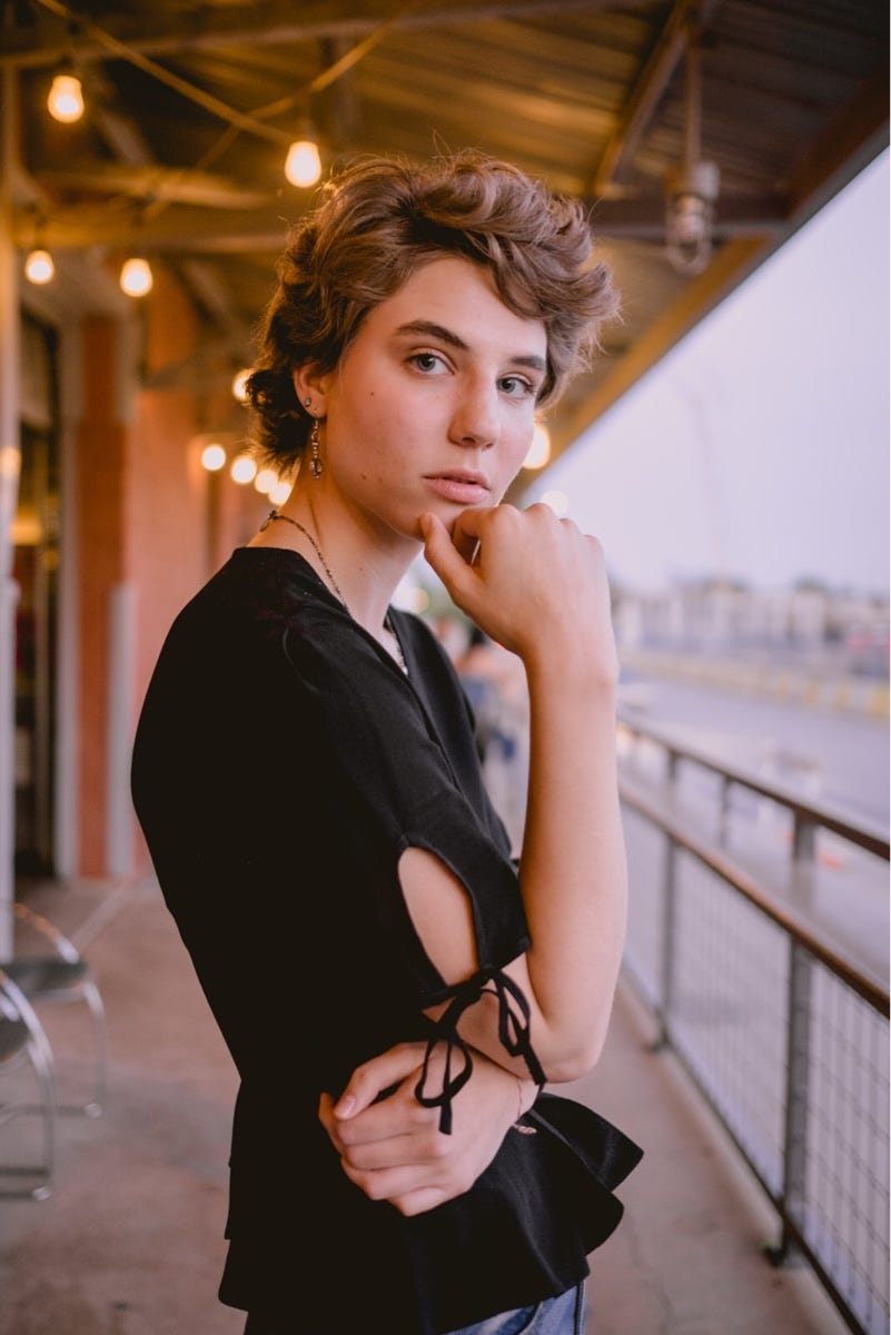 Corinne Bates – Medium