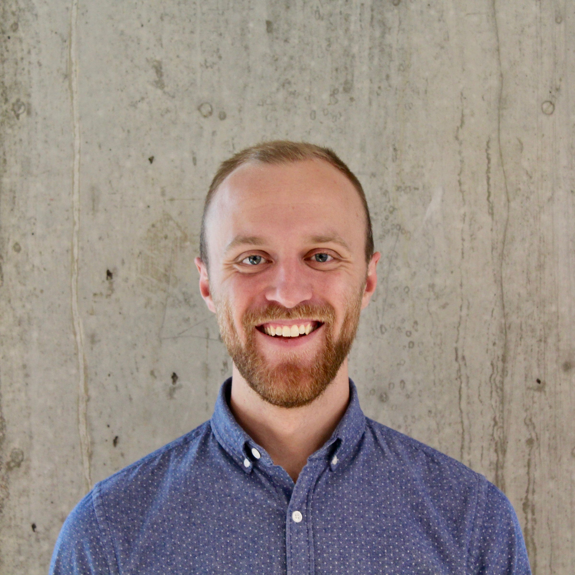 Alex Curtis – Medium