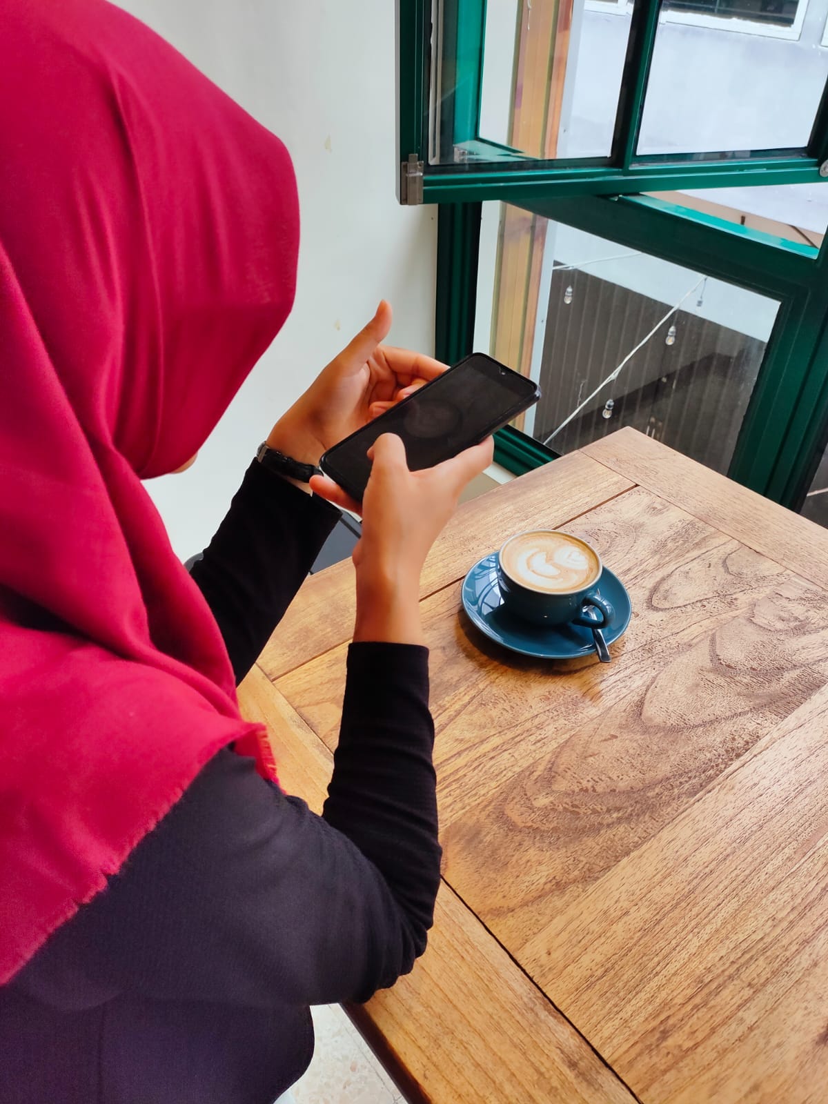 About – Endah – Medium