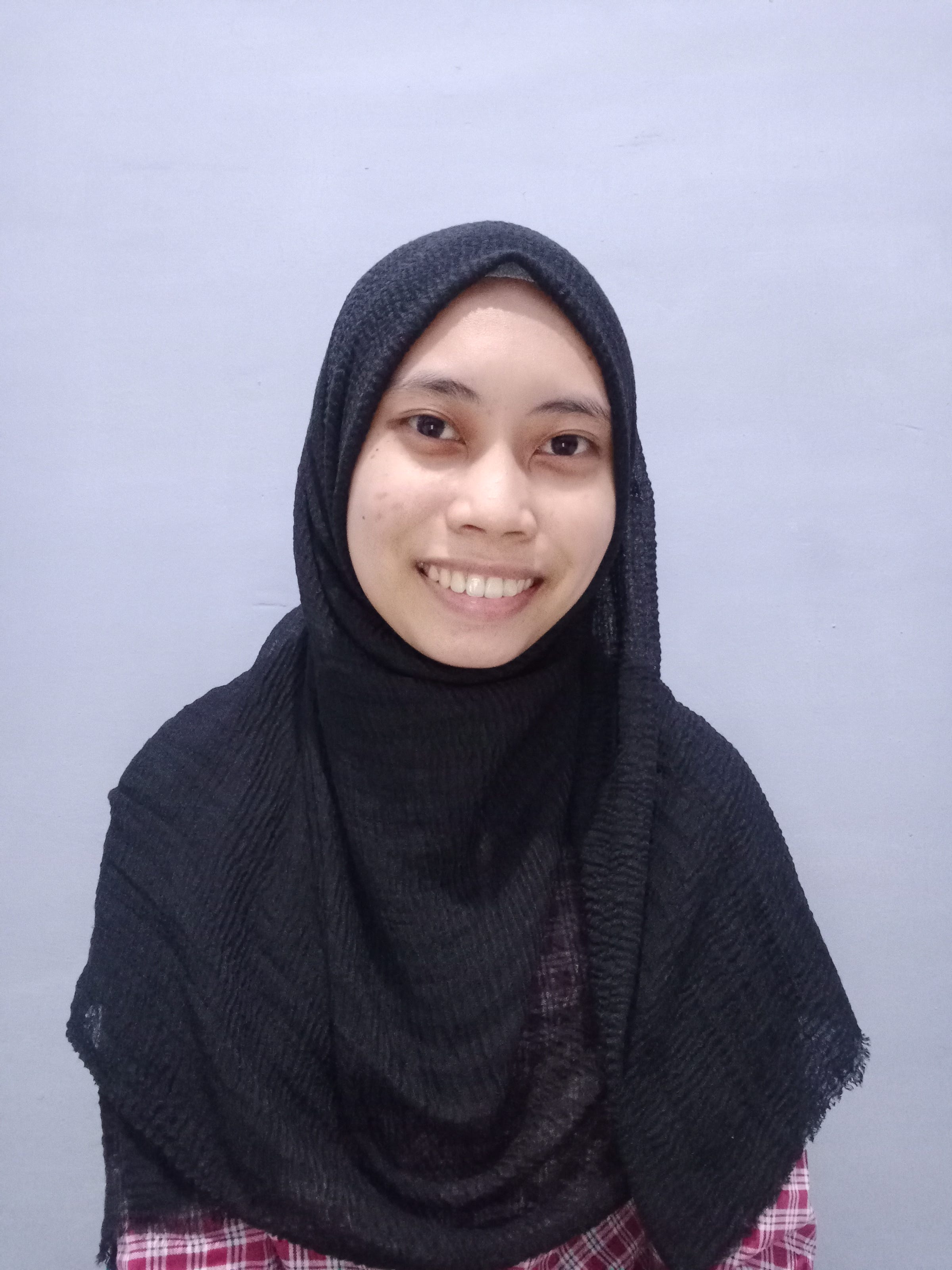 Hanna Putri Pertiwi – Medium