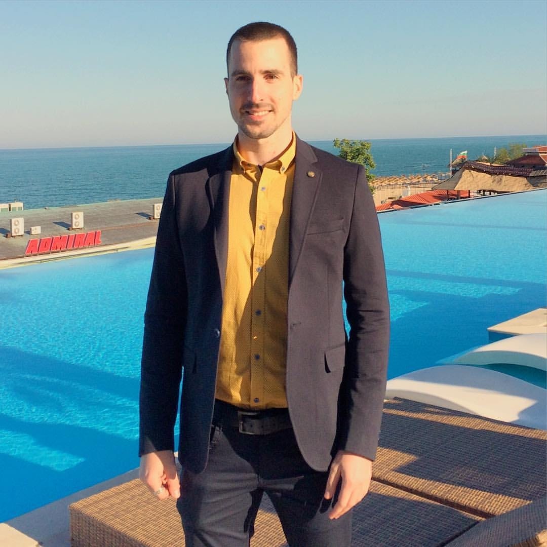 Mihail Petkov – Medium
