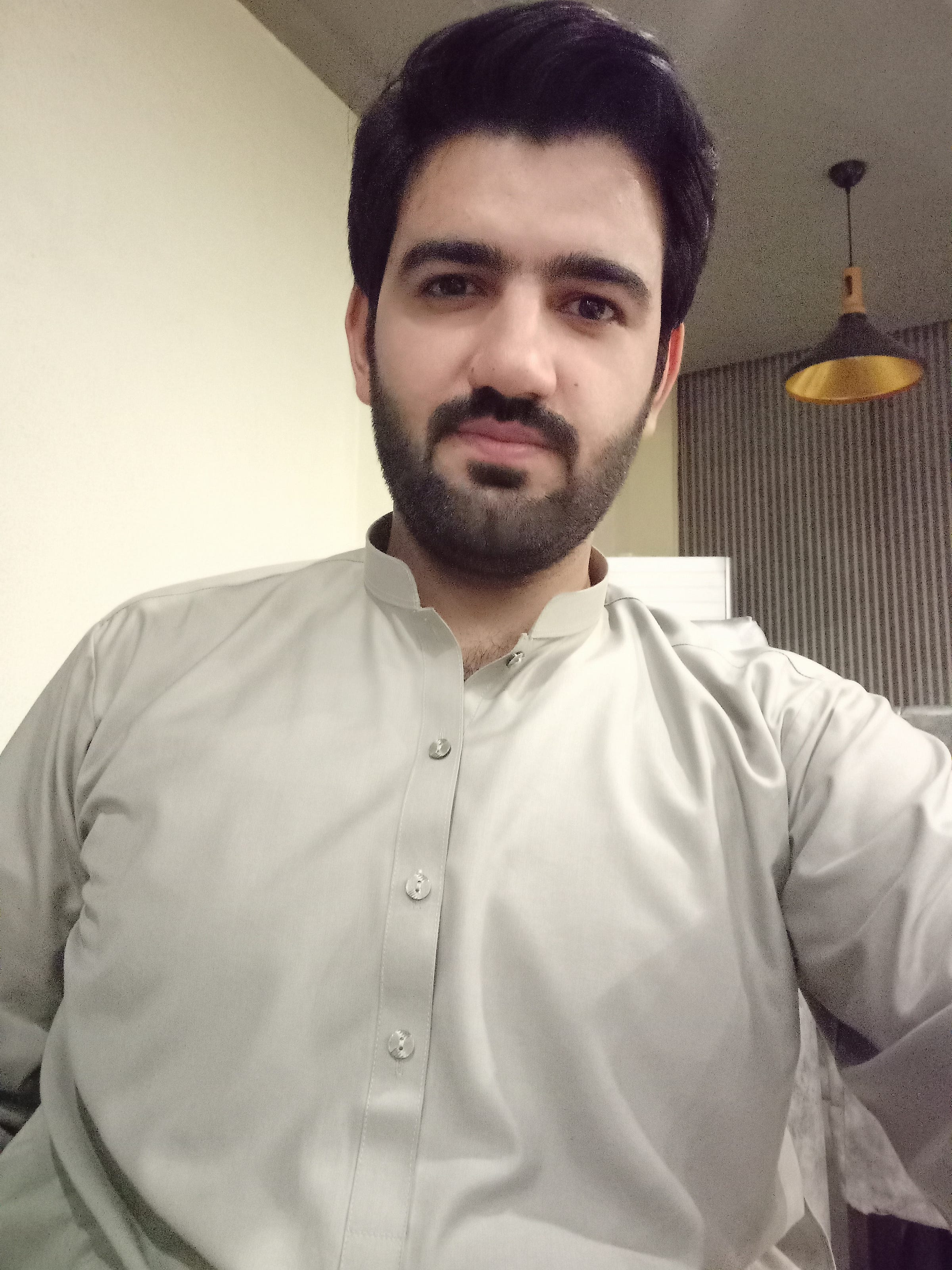 Atif Hamza – Medium