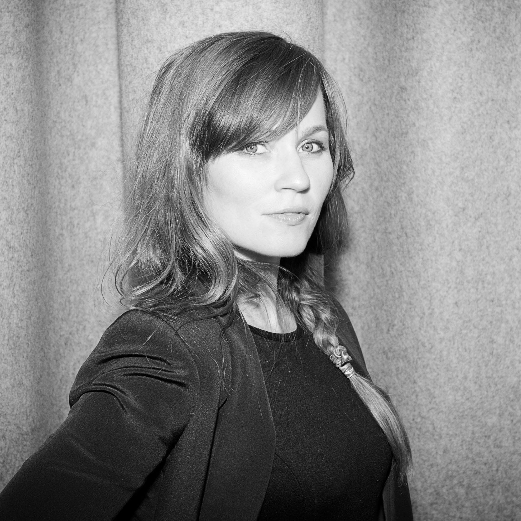 Kate Inglis – Medium