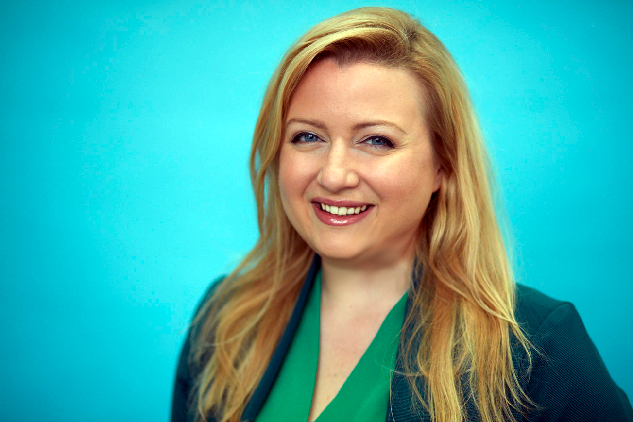 Christine Welsh/Tiggeloven – Medium