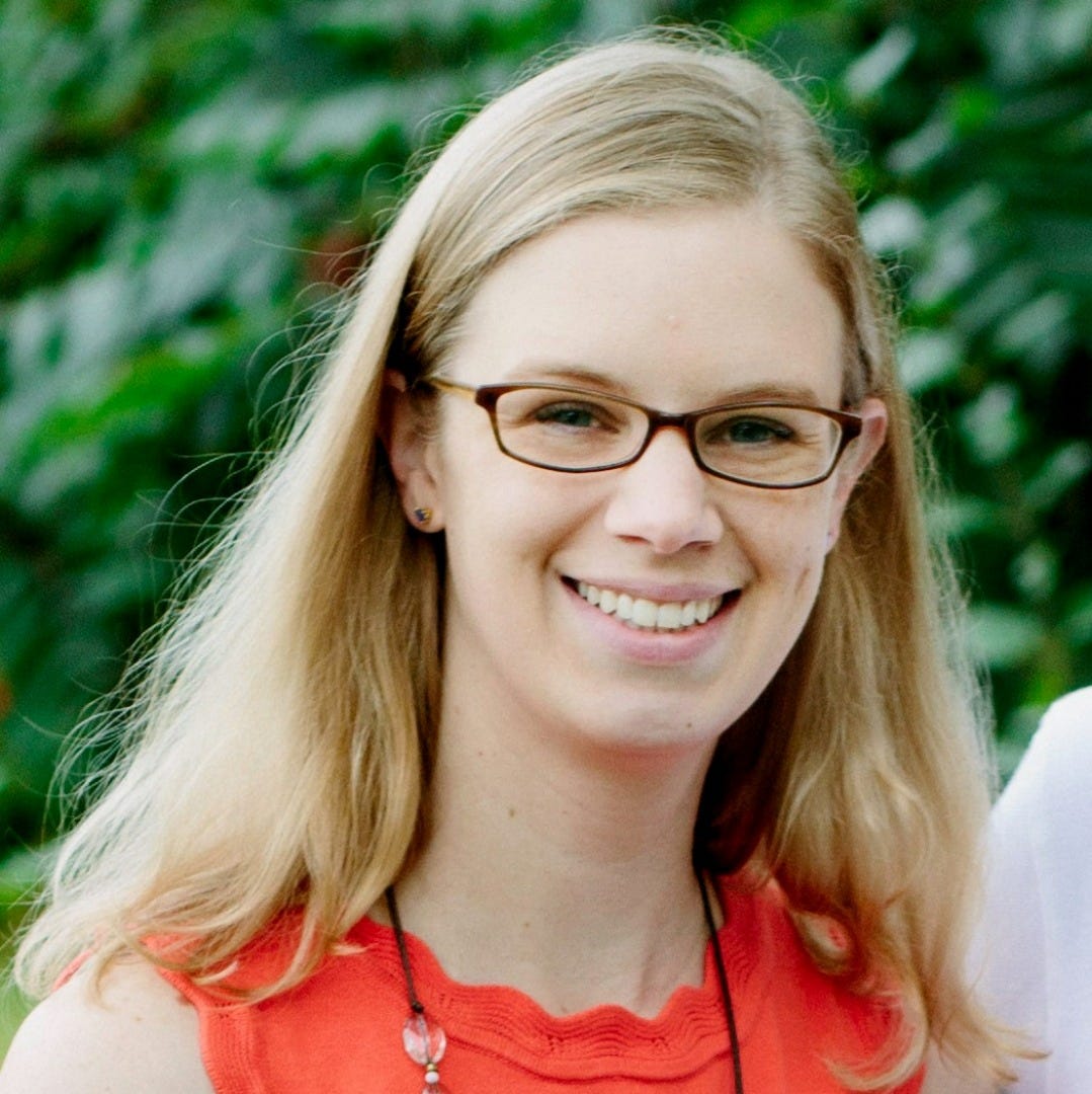 Lindsey Money-Mentor – Medium