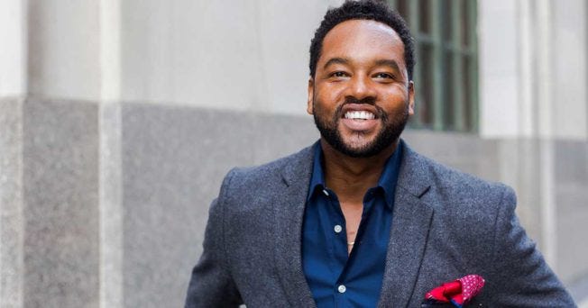 Mike Washington Jr. – Medium